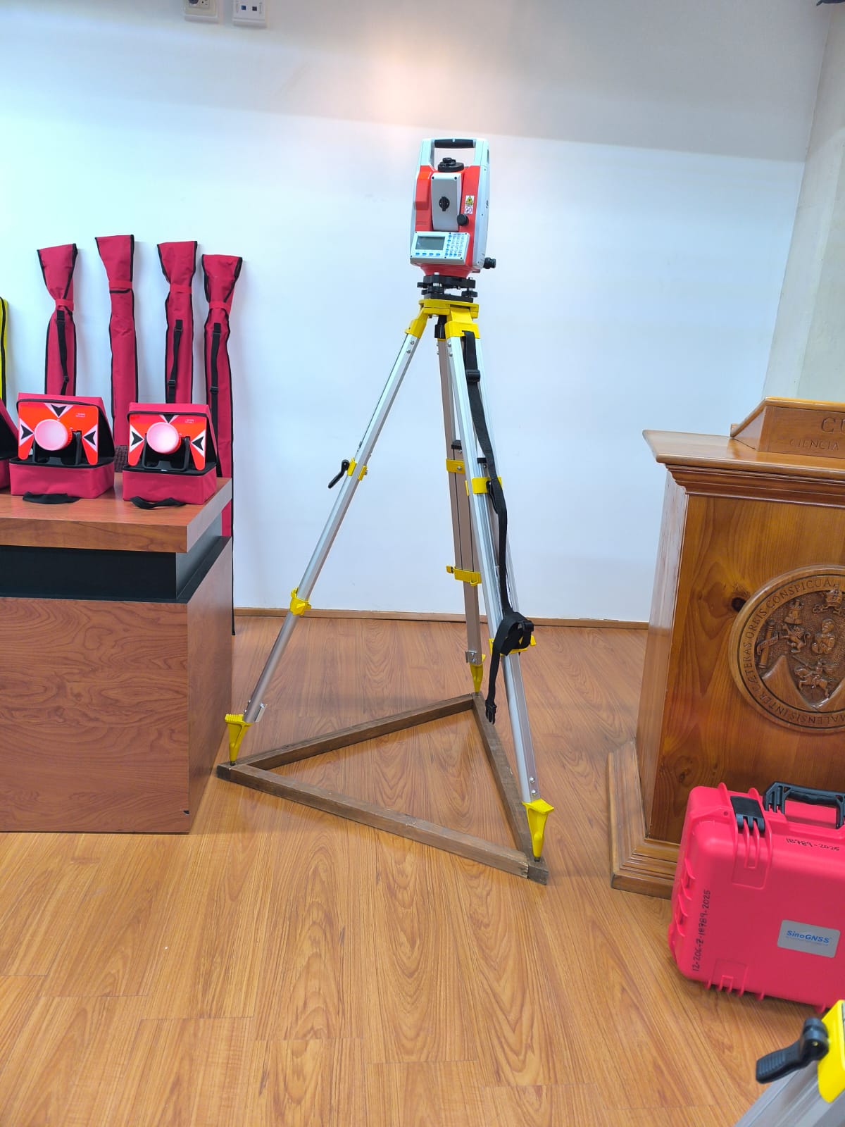 Compra de Equipo para Laboratorios de CyT - Cyt CUNOC