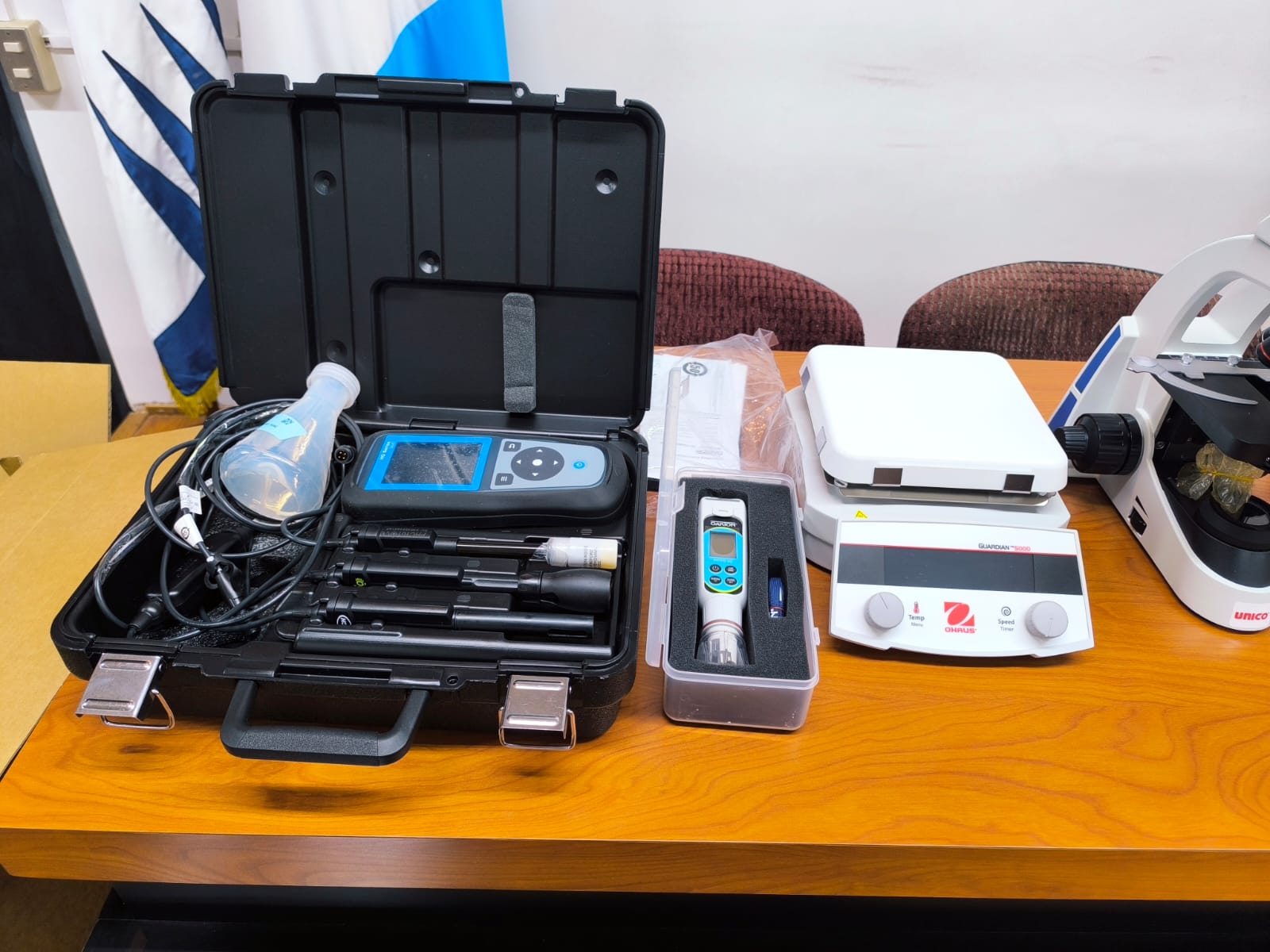 Compra de Equipo para Laboratorios de CyT - Cyt CUNOC